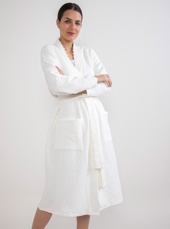 BATA AZIZ