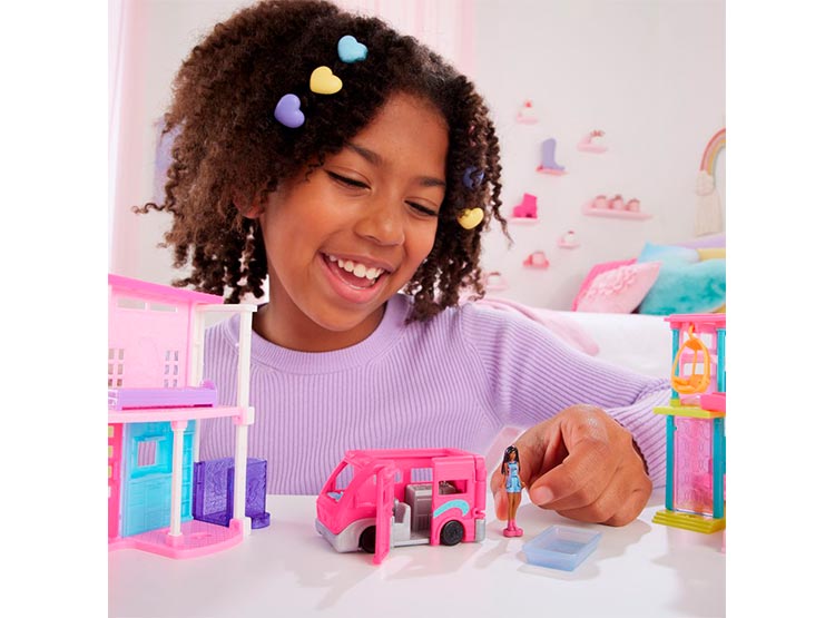 Ripley - BARBIE MINI BARBIELAND VEHÍCULO PARA MUÑECAS SORPRESA