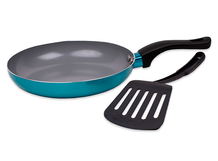 Ripley - SET DORAL DUO SARTEN TURQUESA 22CM + ESPATULA