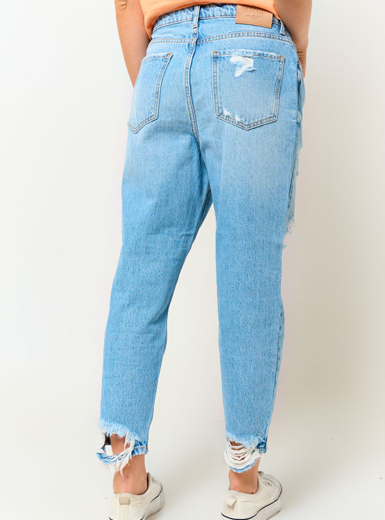 JEANS ONLY